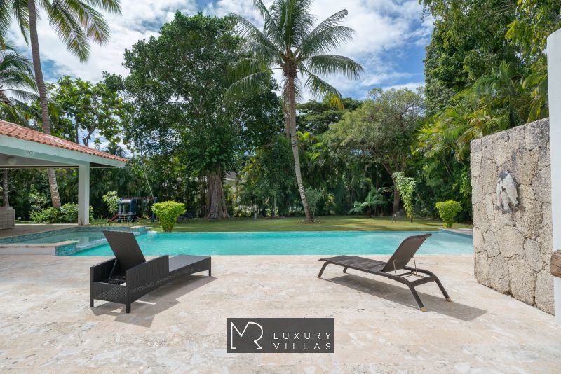 MR Luxury Villas ® | Finding the best option for your needs